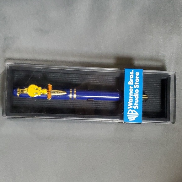 Warner Bros. | Office | Warner Brothers Tweety Pen New In Sealed ...
